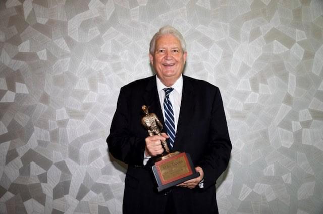 Mike Turpen receives Lifetime Achievement Award from United Way - Riggs ...
